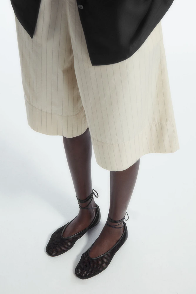 COS LEATHER-TRIMMED MESH BALLET FLATS | King's Cross